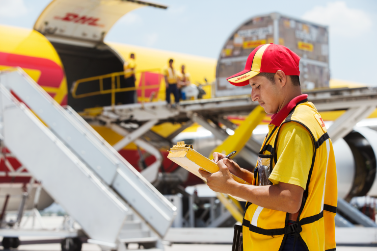 Anuncian nuevas tarifas para envío en DHL