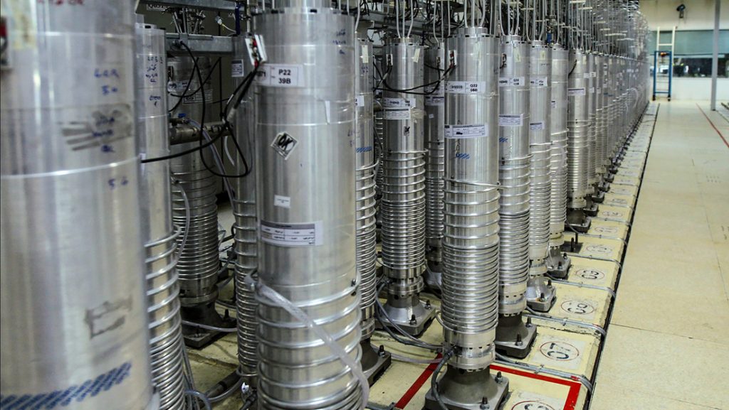 Irán comienza el enriquecimiento de uranio al 60 % en una planta ...